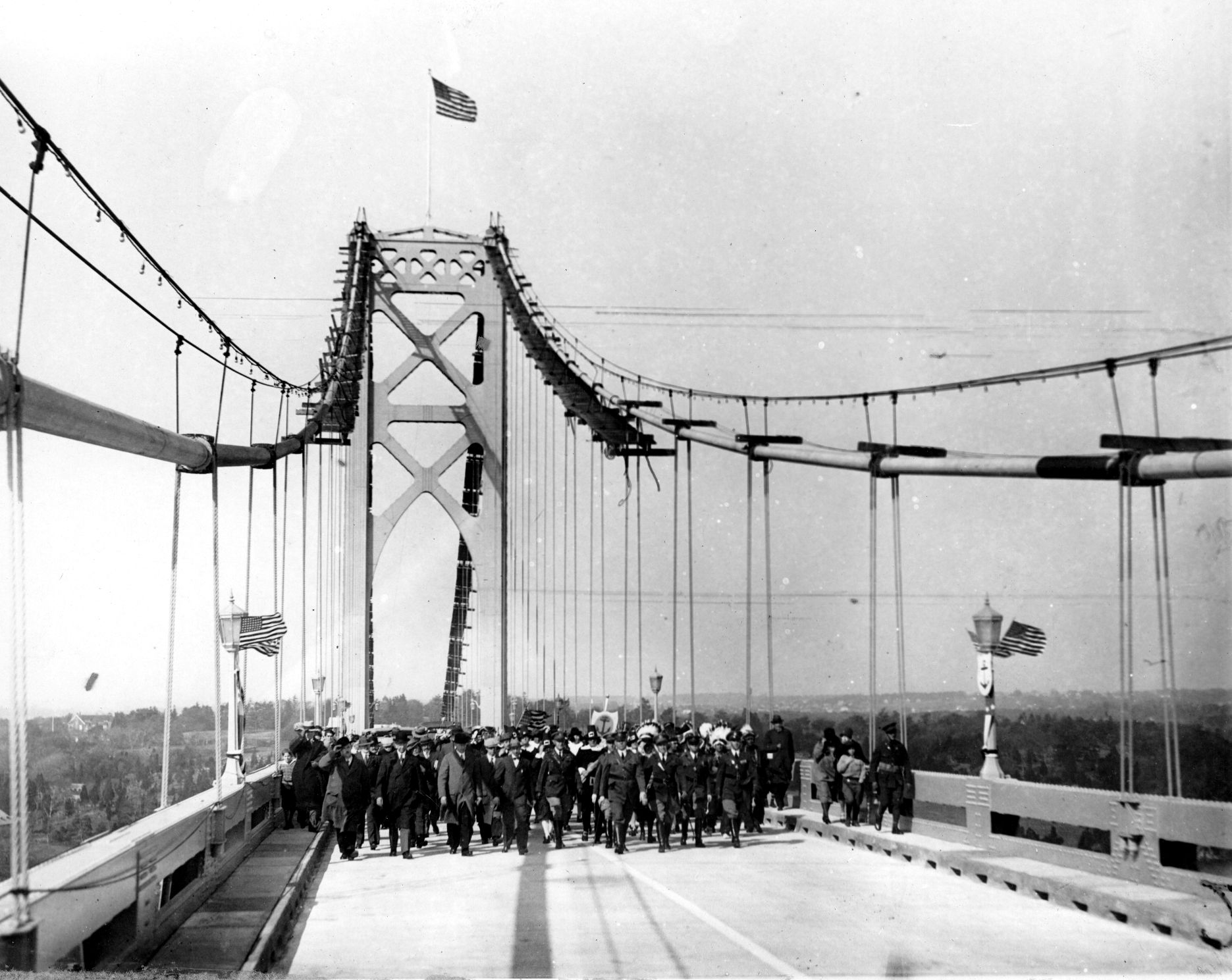 Old Town Hall Exhibits: Mt Hope Bridge Lights | portsmouthhistorynotes